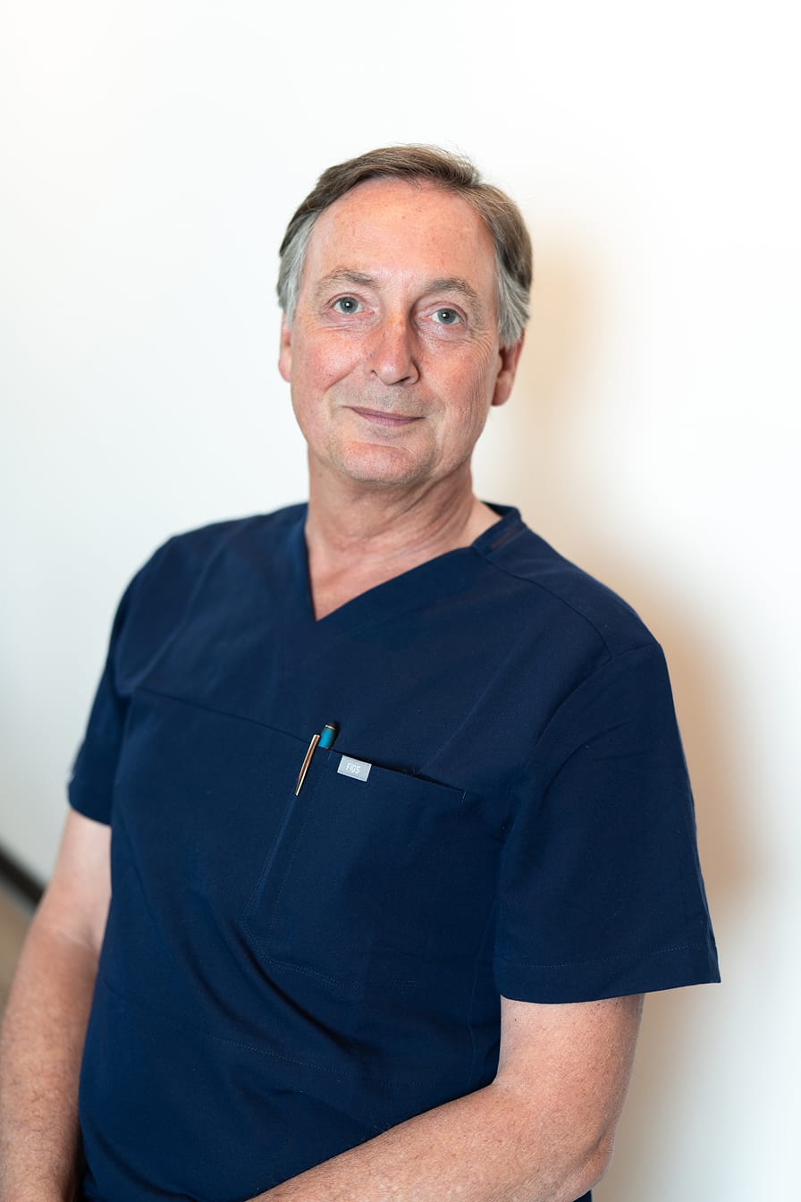 Drs. M. Schuringa - Essenza Clinics